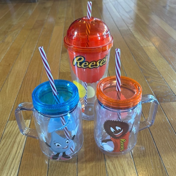 hershey | Dining | 3 Hersheys Kiss Reeses Peanut Butter Cups Dome ...